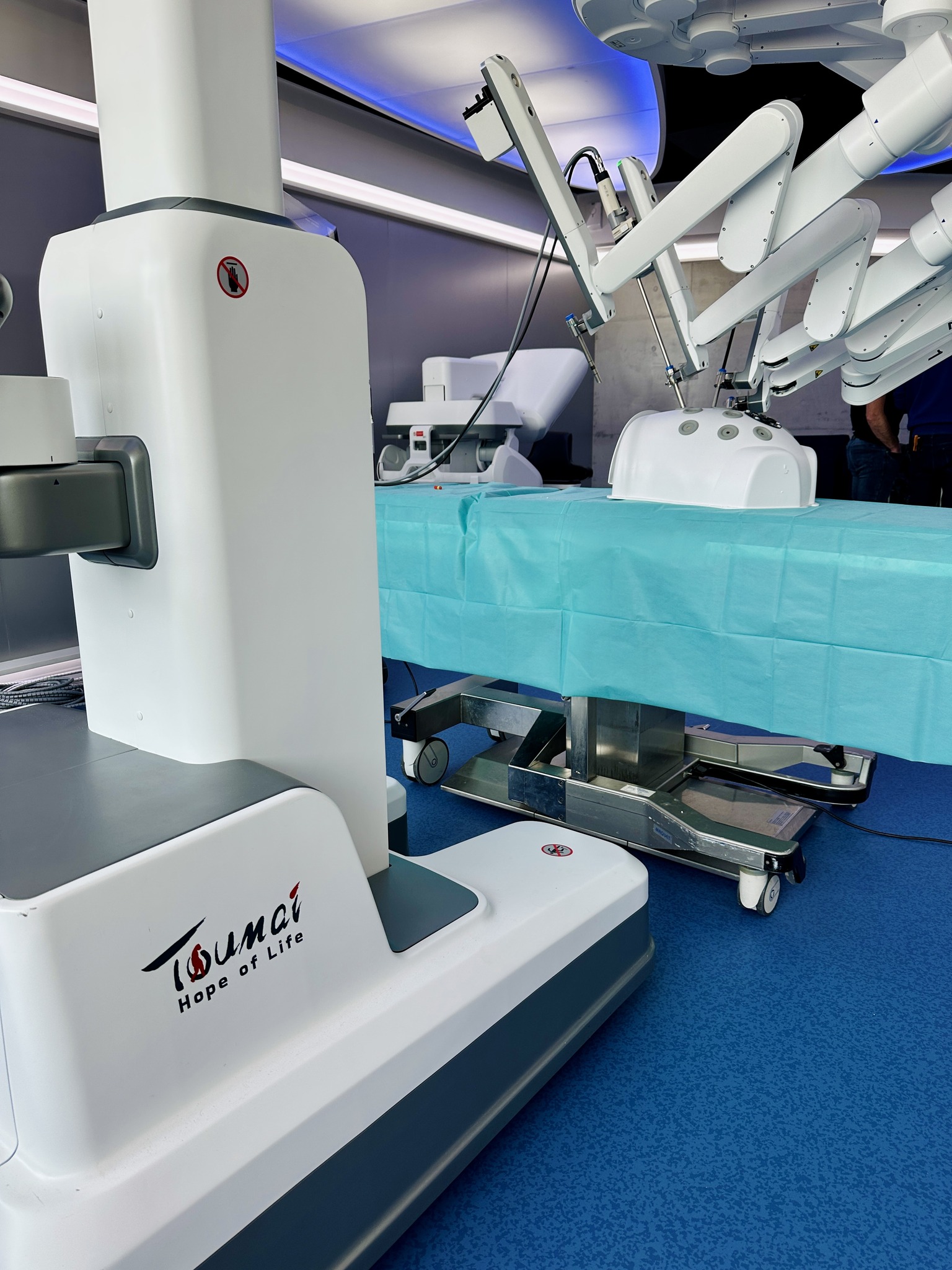 Le robot chirurgical Toumai® rejoint les équipements de l’IRCAD - IRCAD